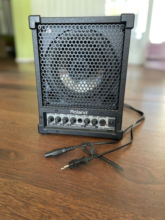 Roland CM-30 CUBE Monitor | Kaufen auf Ricardo
