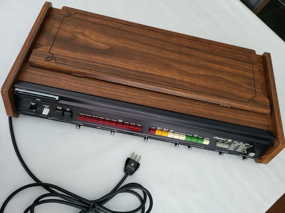 VINTAGE 1972 ROLAND TR -77 RHYTHM MACHINE V.G. CONDITION | Kaufen auf ...