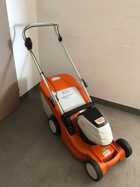 Stihl Rasenmäher RMA 443 | Acheter sur Ricardo
