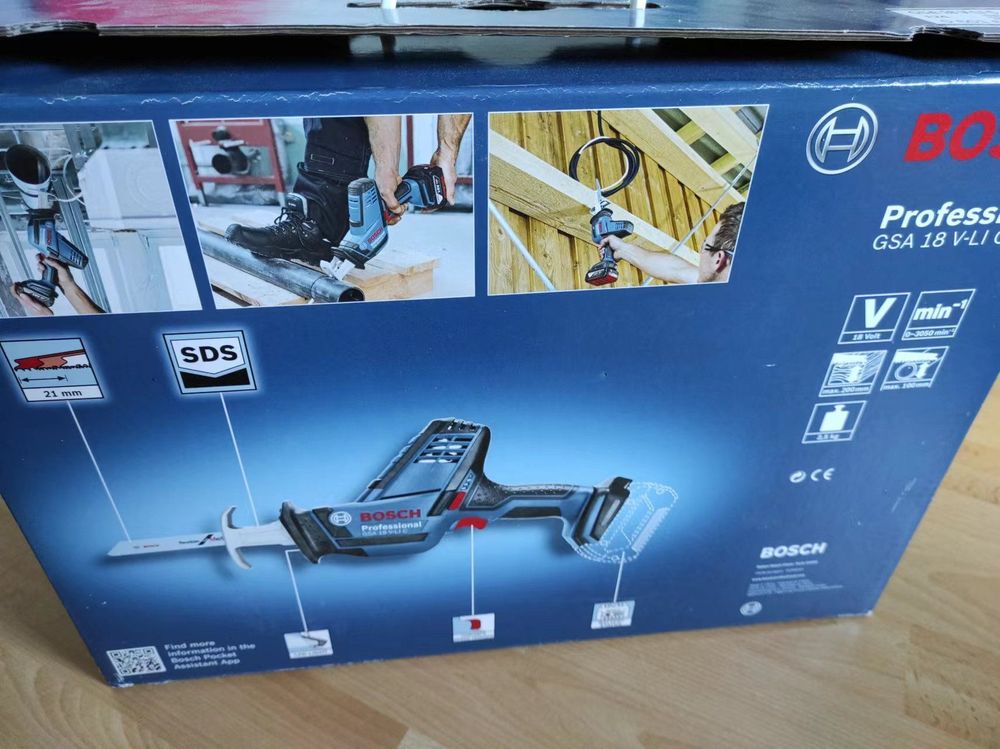 BOSCH Professional GSA 18V LIC + mit viel Zubehör, NP. 350.- | Kaufen ...