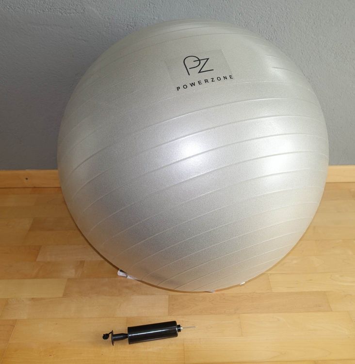 grosser Sitzball Gymnastikball mit Pumpe, 65 cm | Kaufen auf Ricardo