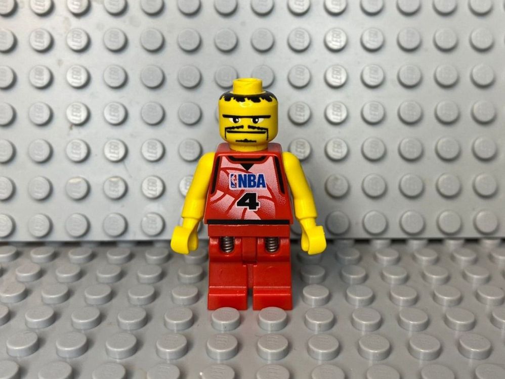 Lego Sport Series NBA044: NBA Player, Number 4 with Red Legs | Kaufen ...