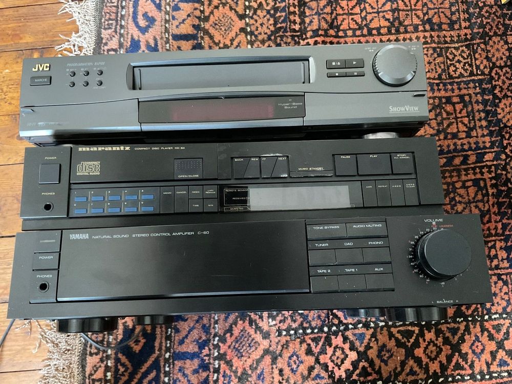 Yamaha CD JVC VHS Marantz preamp | Acheter sur Ricardo