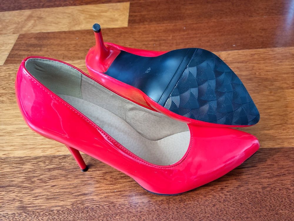 High-Heels Pumps, Lackleder rot, Gr 43, 10cm | Kaufen auf Ricardo