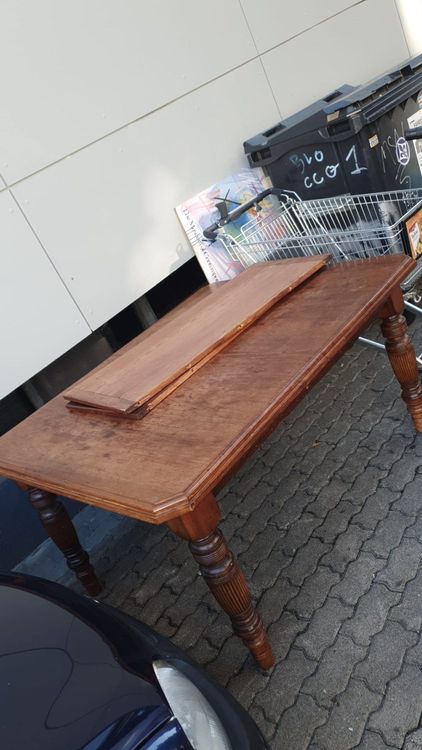 Schöner, alter Holztisch 150cm x 100cm x 80cm | Kaufen auf Ricardo