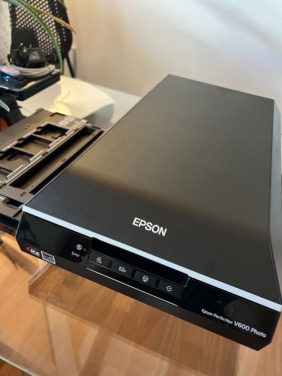 Scanner Epson V600 | Kaufen auf Ricardo