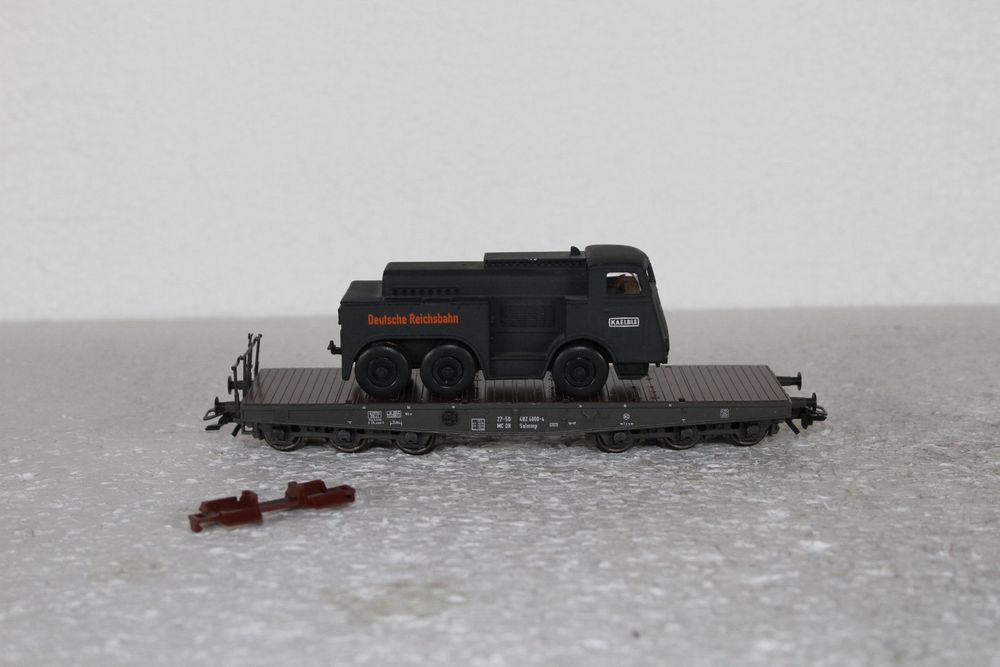 Märklin 4866 Güterwagen Schwerlastwagen mit LKW Kaelble DR | Kaufen auf ...