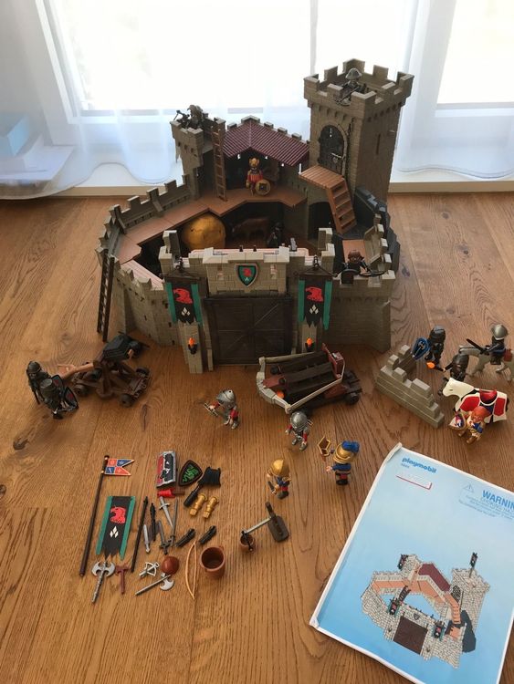 Ritterburg Playmobil, mit vielem Zubehör | Kaufen auf Ricardo