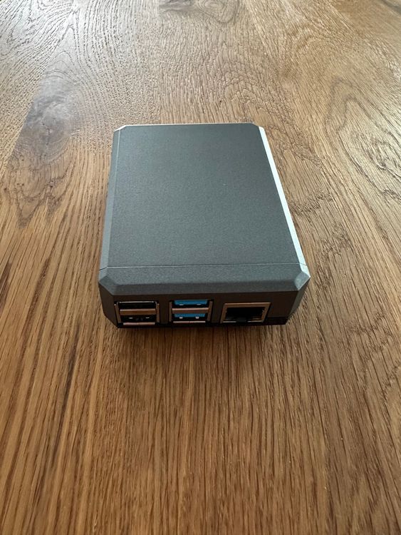 Raspberry Pi 4 Model B, 2GB RAM inkl. NEO case | Kaufen auf Ricardo
