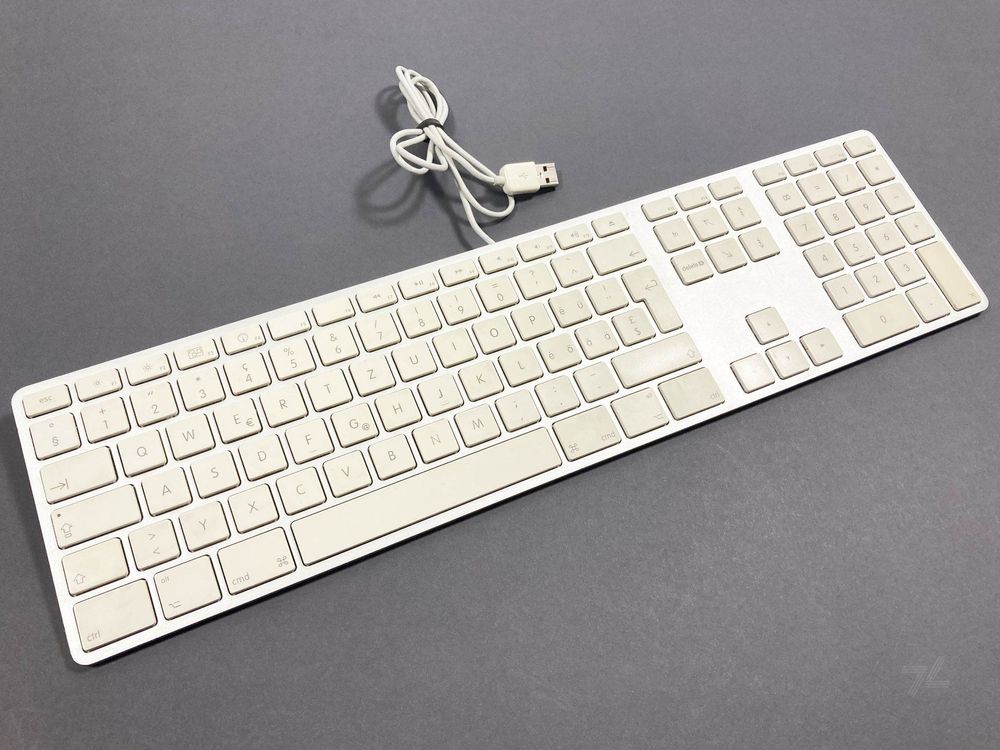 Apple A1243 USB Keyboard Tastatur Alu Silber Zahlenblock | Kaufen auf ...