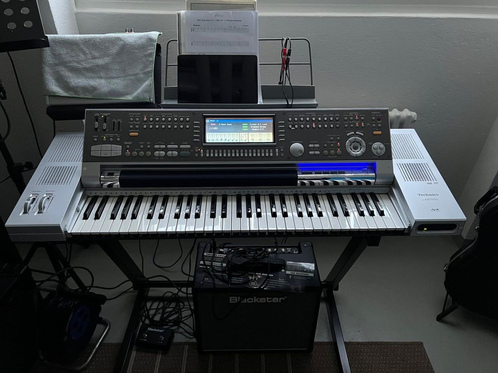 Technics sk KN 7000 Keyboard mit Tisch | Kaufen auf Ricardo