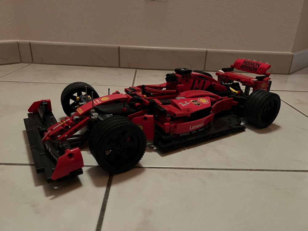 F1 SF90 Technol Model Klemmbausteine | Kaufen auf Ricardo