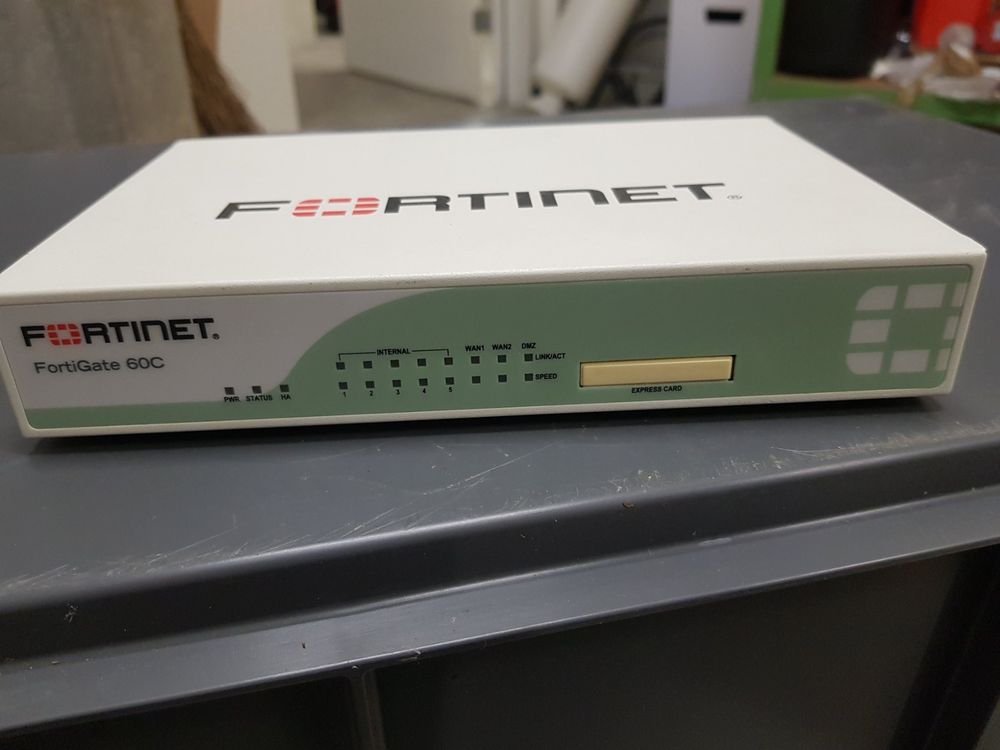 Firewall FORTINET FortiGate 60c | Acheter sur Ricardo