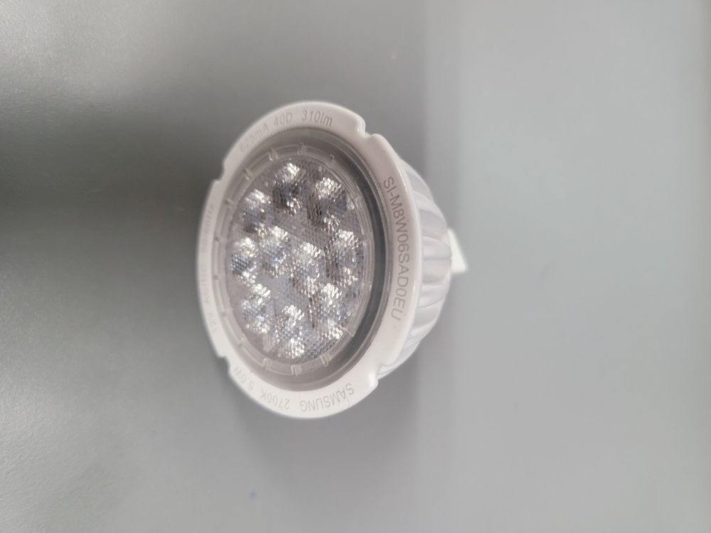 LED Leuchtmittel Philips 12 Volt 5 Watt | Kaufen auf Ricardo