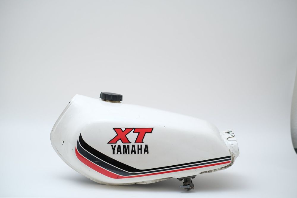 Xt 250 Tank Weiss | Kaufen auf Ricardo