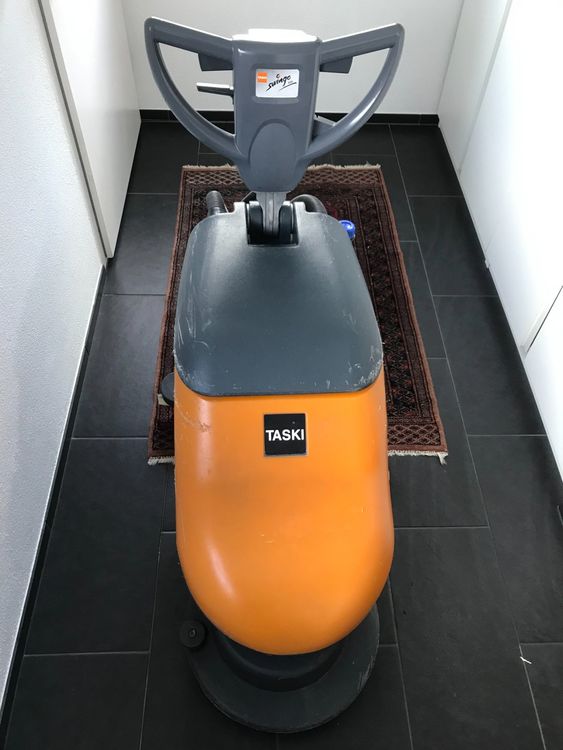 TASKI 450 B Scheuersaugmaschine ink. Führungsteller ab 1 Fr! | Kaufen ...