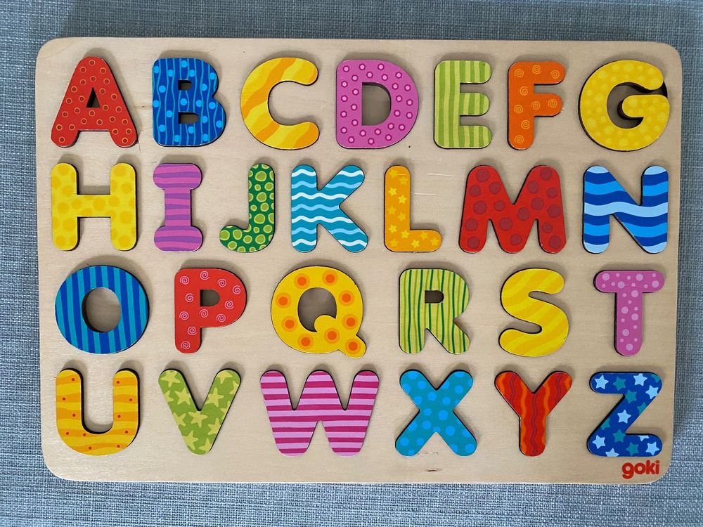 ABC alphabet letters wooden puzzle | Kaufen auf Ricardo
