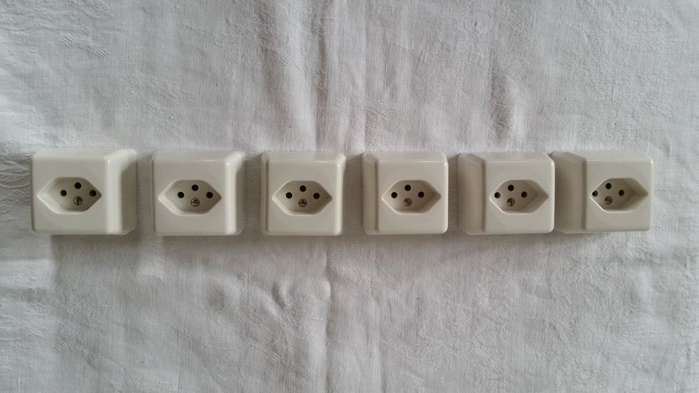 Aufputz Steckdose Typ 13 weiss | Kaufen auf Ricardo