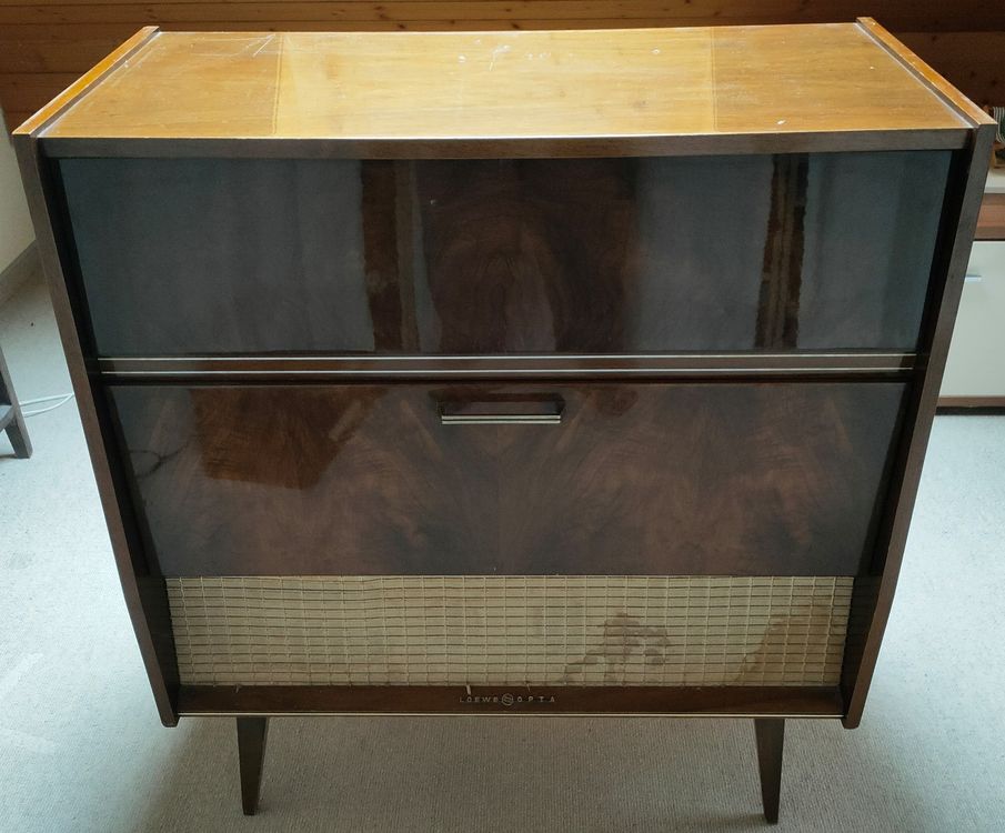 Loewe Opta Vineta-Luxus Stereo Type 5831 W / Röhrenradio | Kaufen auf ...