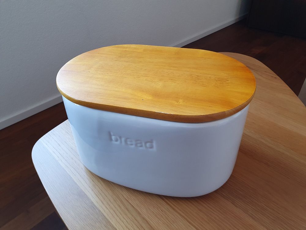 Praktische und hochwertige Brotbox aus Ton & Holz | Kaufen auf Ricardo