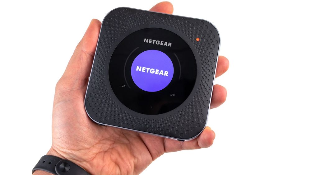 Netgear Mobile-Hotspot-Router Nighthawk M1 4G/LTE + Antenne | Kaufen ...