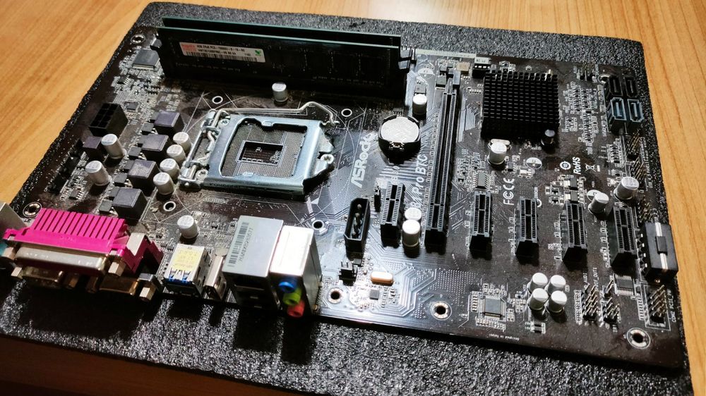 Asrock H81 Pro BTC mit 8Gb RAM | Kaufen auf Ricardo