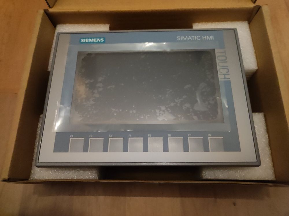 Siemens SIMATIC HMI KTP700 Basic/ 6AV2123-2GB03-0AX0 | Acheter sur Ricardo