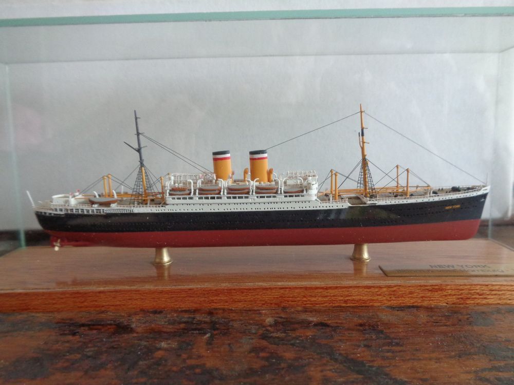 CLASSIC SHIP COLLECTION NEW YORK 1927 1:1250 aus Metall. | Kaufen auf ...
