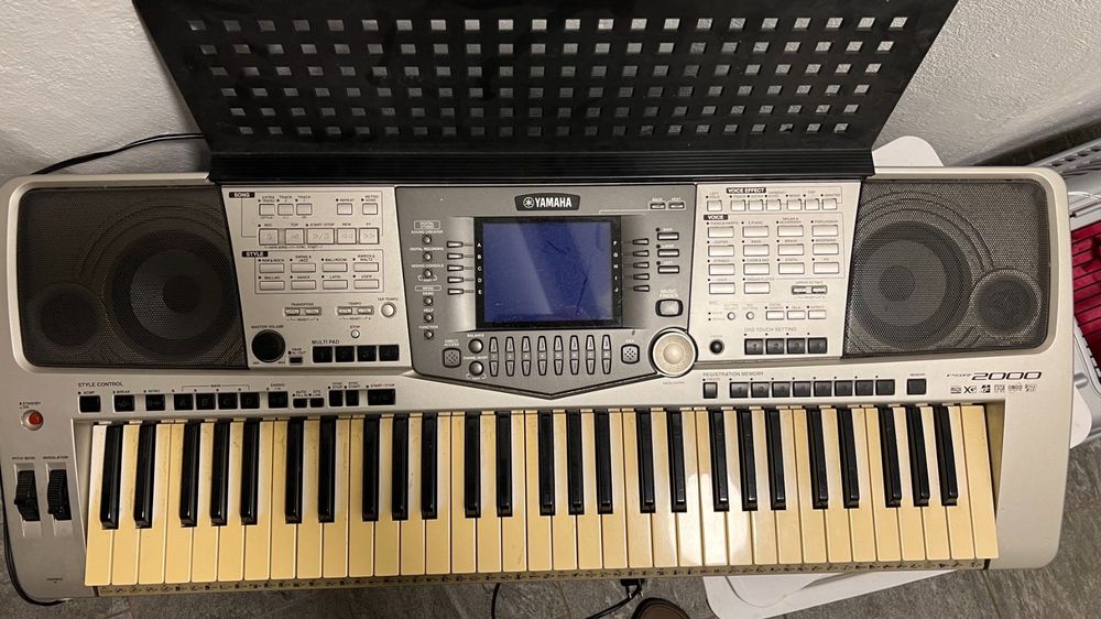 Yamaha Portatone PSR 2000 Keyboard | Acheter sur Ricardo