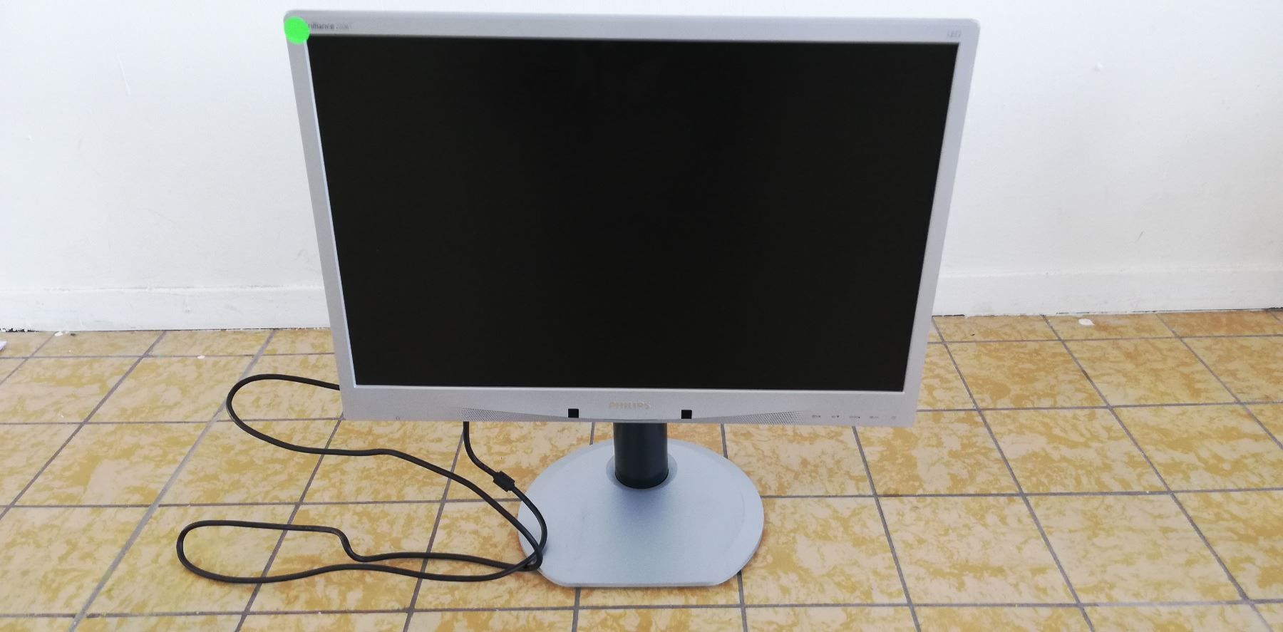 Philips Brilliance 220B kaufen auf Ricardo