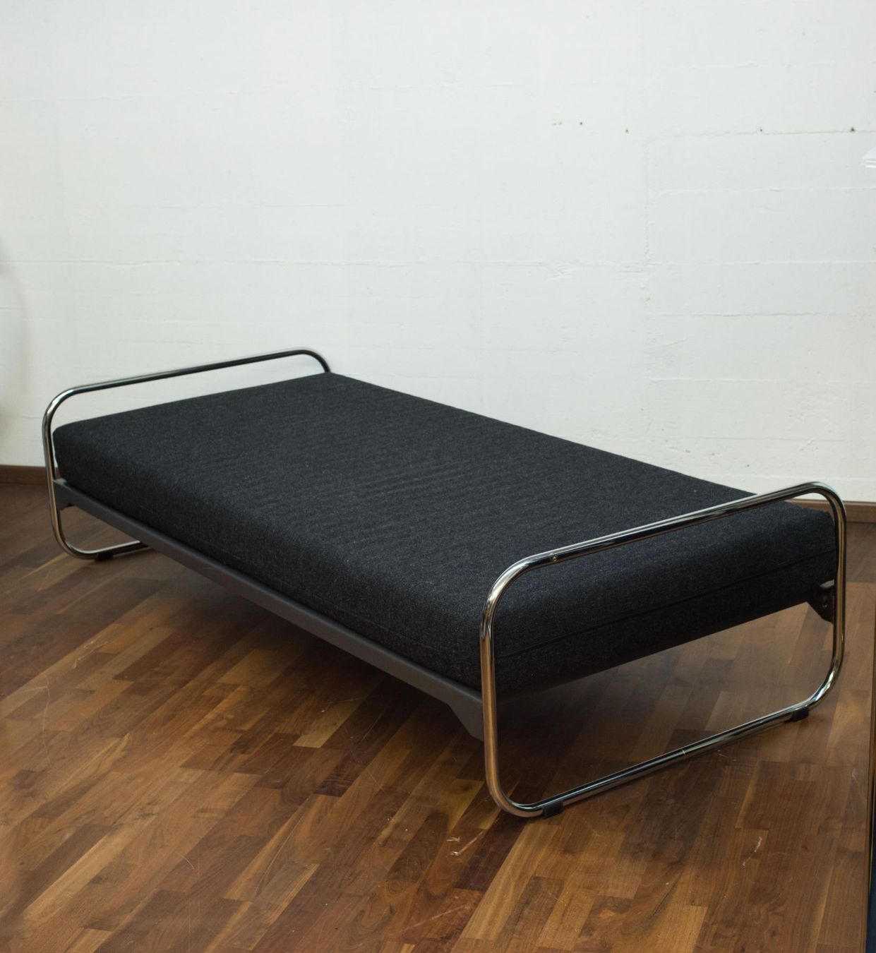 Alfred Roth Bett Modell 455 von Embru acheter sur Ricardo