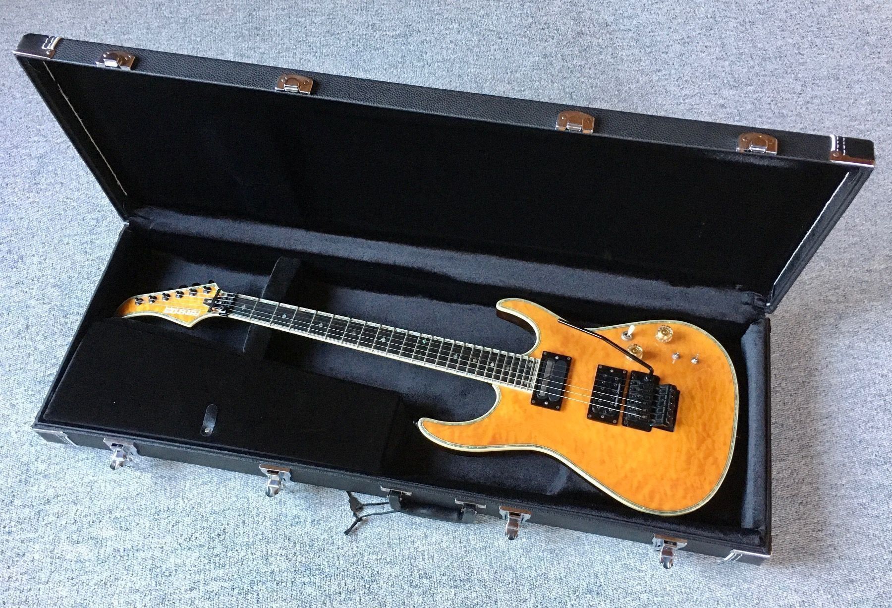 Fernandes Revolver Elite Sustainer | Kaufen auf Ricardo