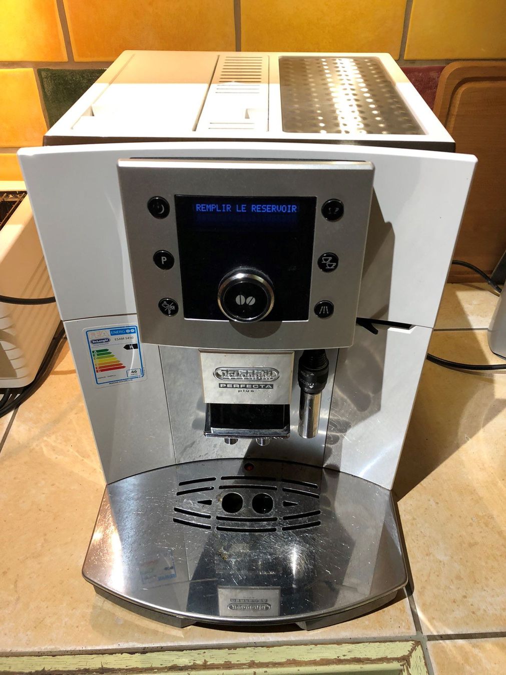 Machine à café Delonghi Perfecta plus kaufen auf Ricardo