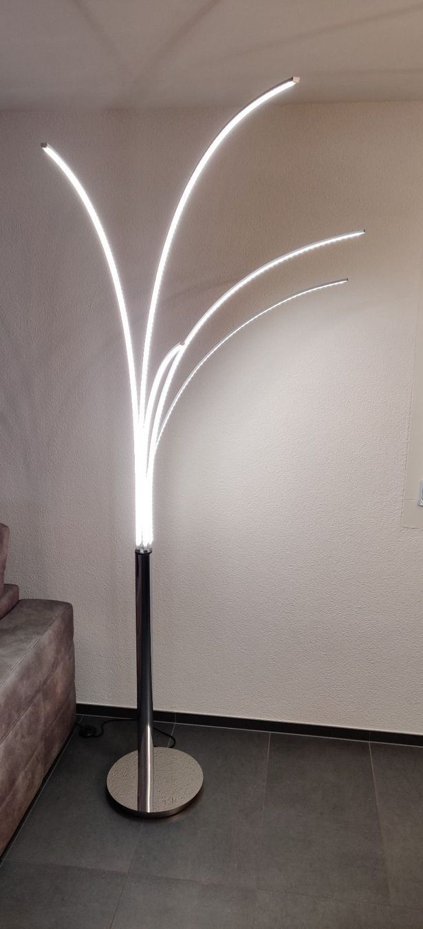 LED Stehlampe | Kaufen auf Ricardo