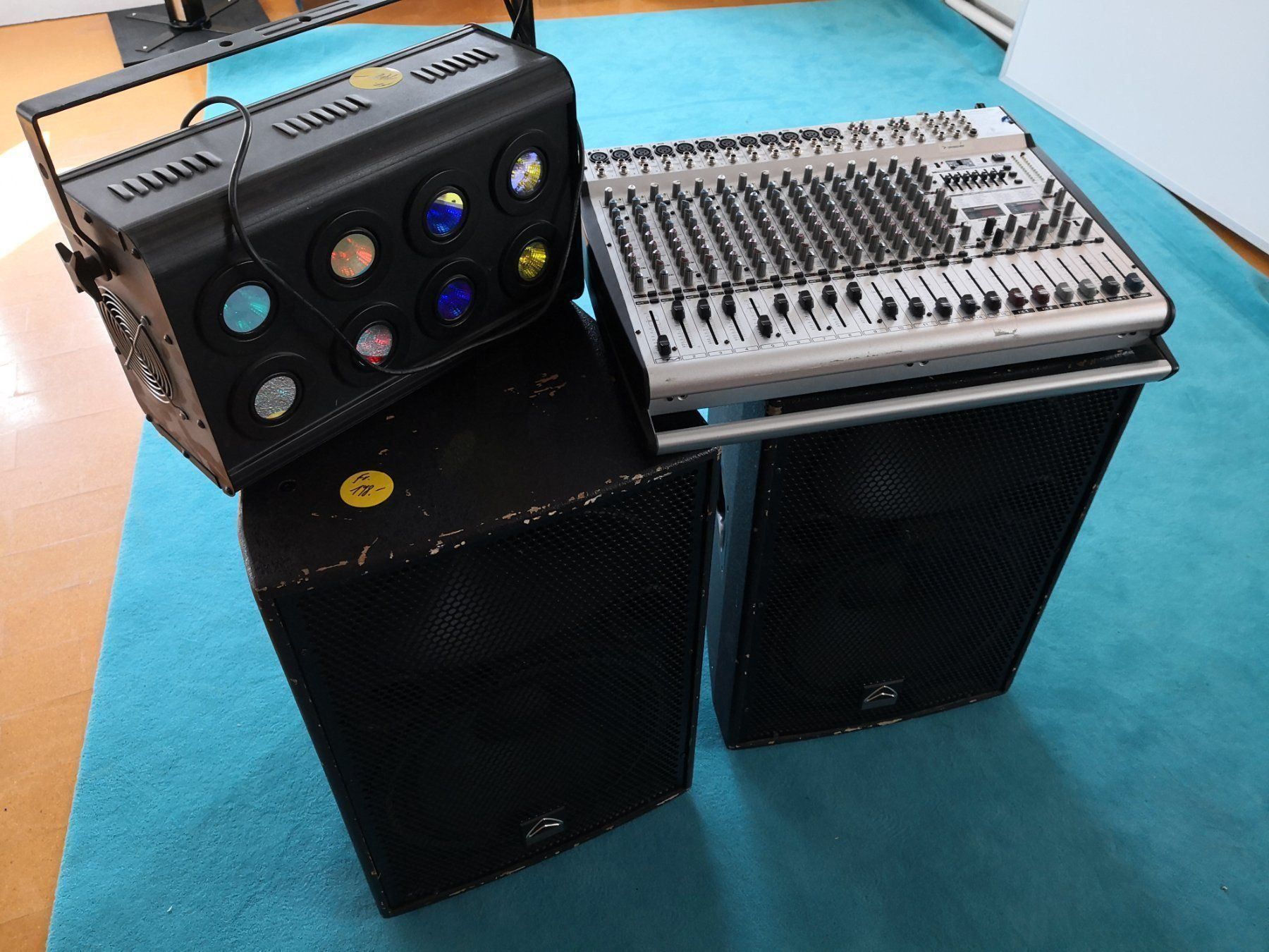 komplette Soundanlage 800 Watt | Kaufen auf Ricardo