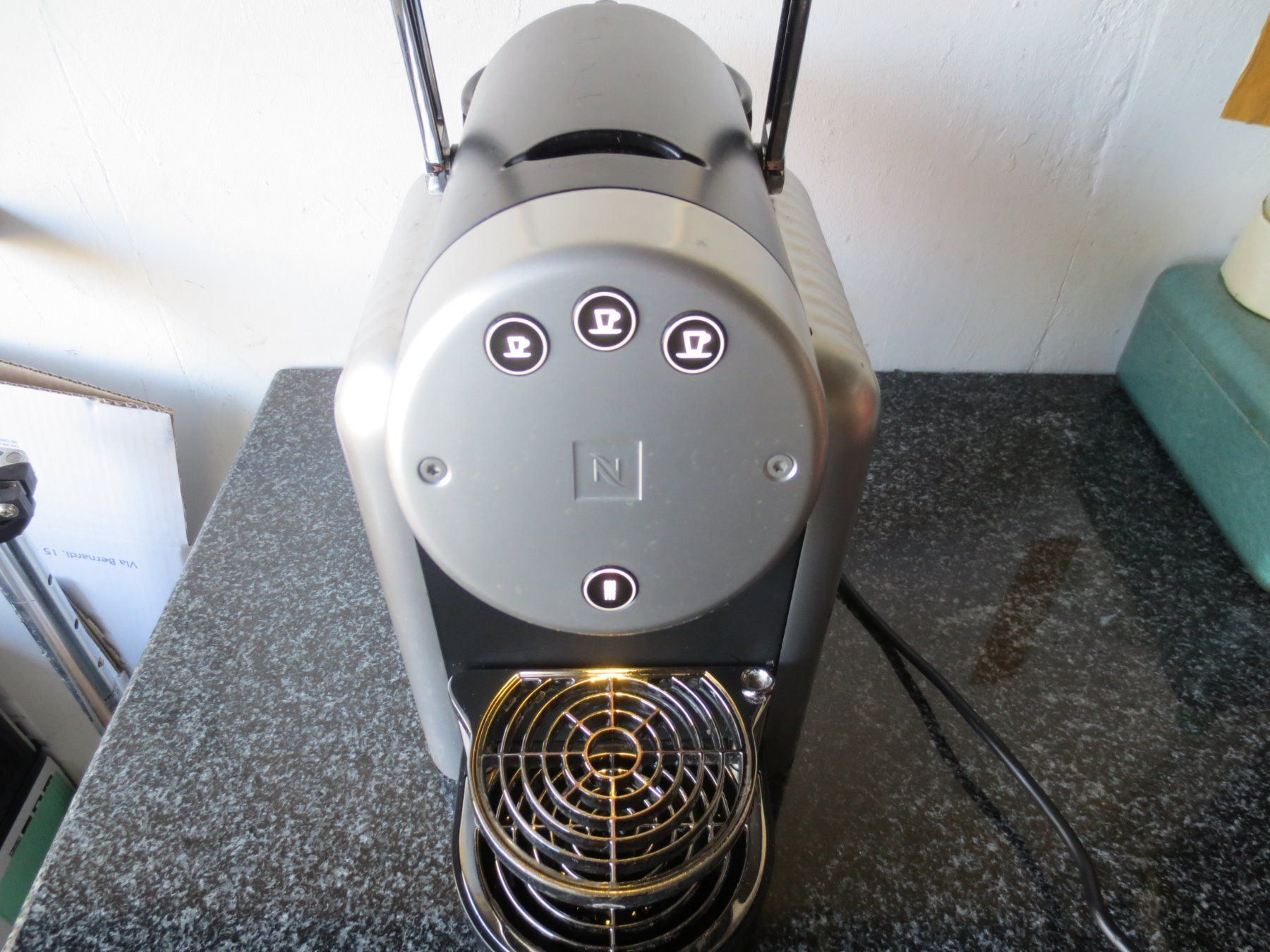 Nespresso Zenius ZN 100 PRO kaufen auf Ricardo