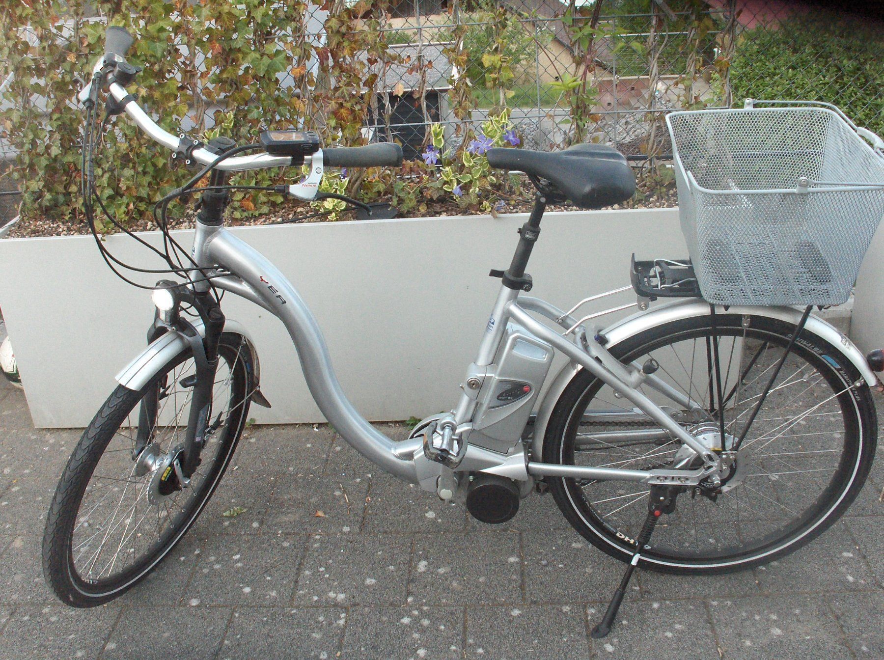 Flyer Premium C8 kaufen auf Ricardo