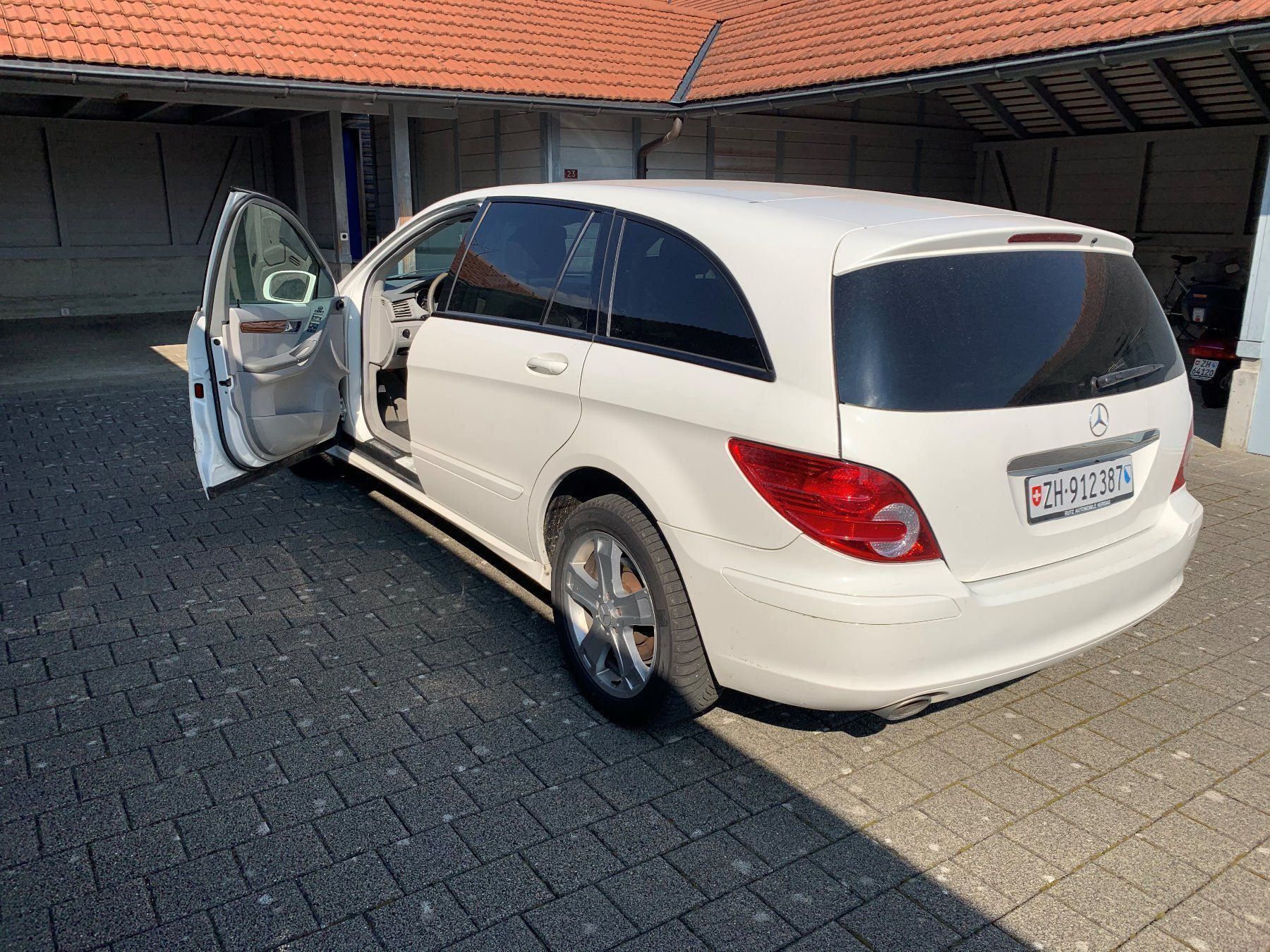 Mercedes R-Klasse 350 lang 4-matic | Kaufen auf Ricardo