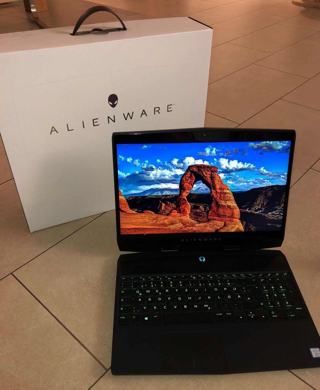 ALIENWARE M15 R1, GTX 1660 Ti, i7-8750H kaufen auf Ricardo