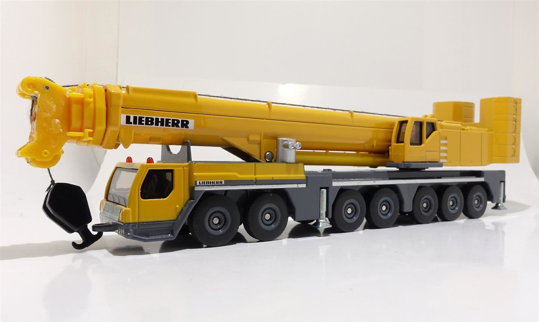 Kran 7 Achs Liebherr Siku 1:87 #6797 | Kaufen auf Ricardo