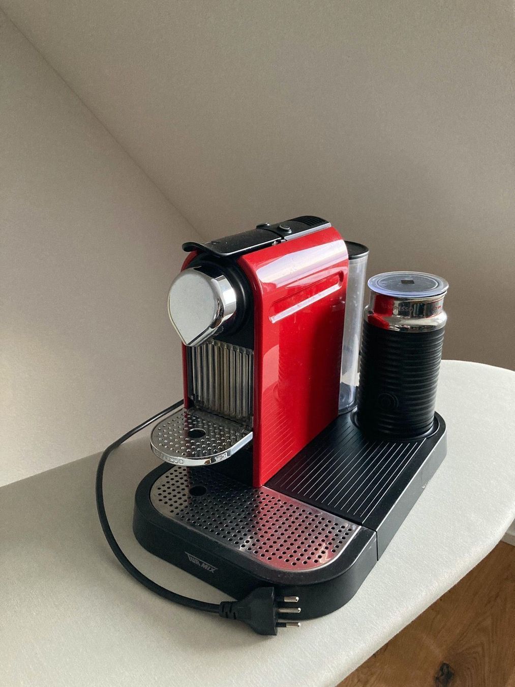 Nespresso Turmix Kaffeemaschine rot | Kaufen auf Ricardo