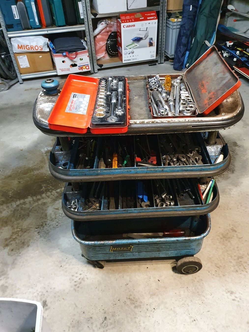 Gefüllter Hazet Assistent Werkzeugwagen | Kaufen auf Ricardo