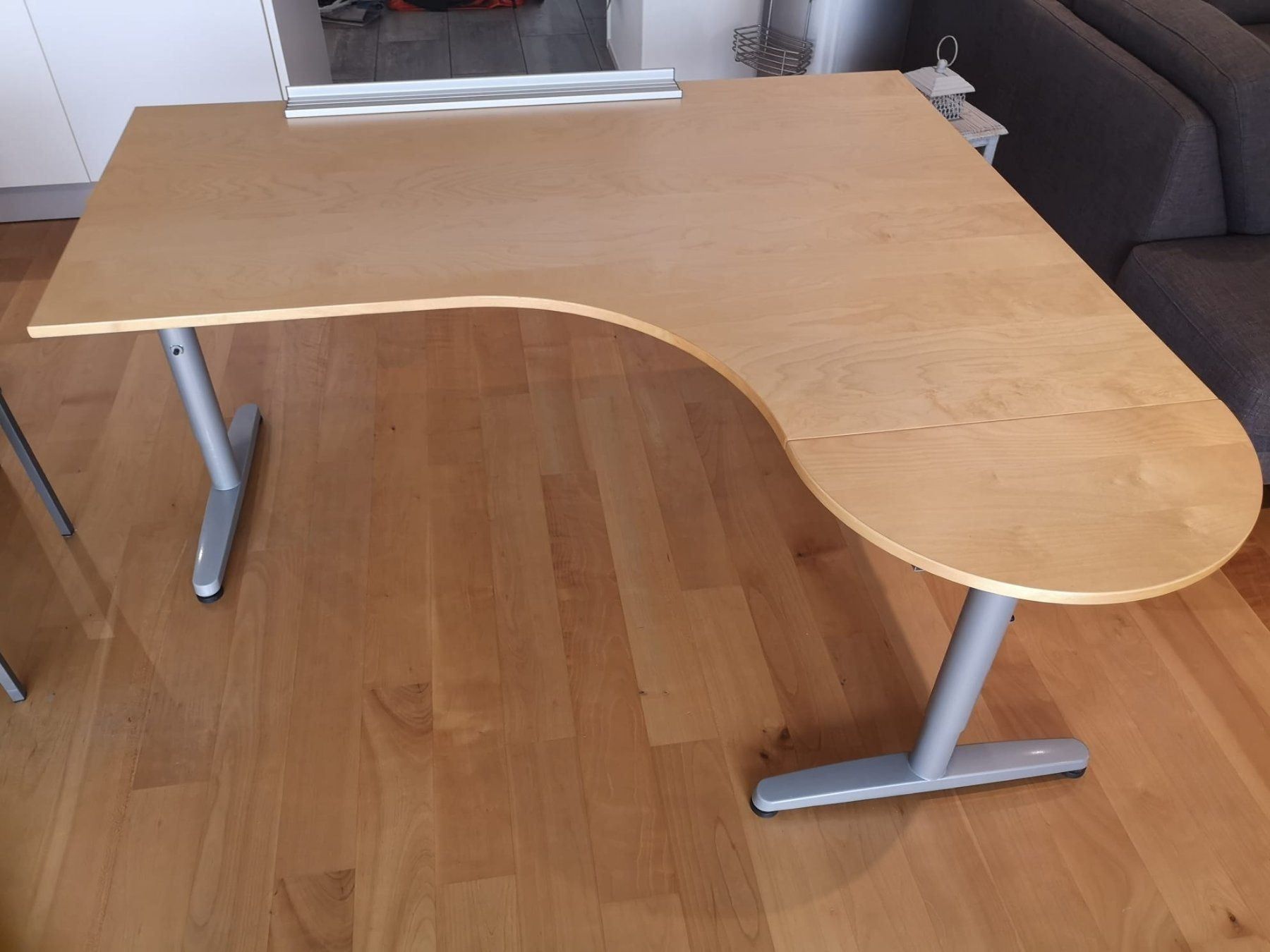 Schreibtisch verstellbar Galant Ikea | Kaufen auf Ricardo