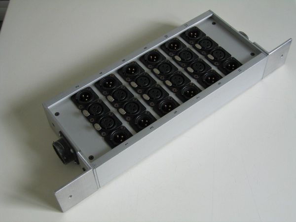 3-pol XLR Studio/Stage Verteiler-Box | Kaufen auf Ricardo